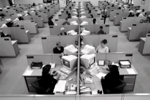 The evolution of Office Design : From Traditional to Modern Workspaces