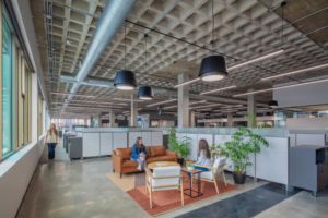 The evolution of Office Design : From Traditional to Modern Workspaces
